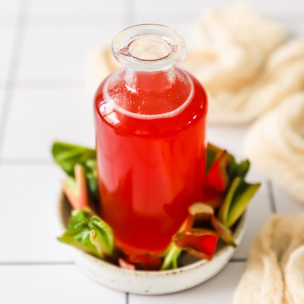 Pretty Pink Rhubarb And Elderflower Cocktails - Lena's Kitchen