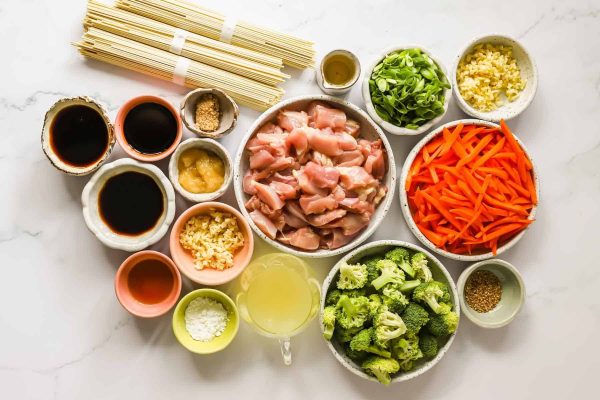 Easy Chicken Lo Mein - Lena's Kitchen