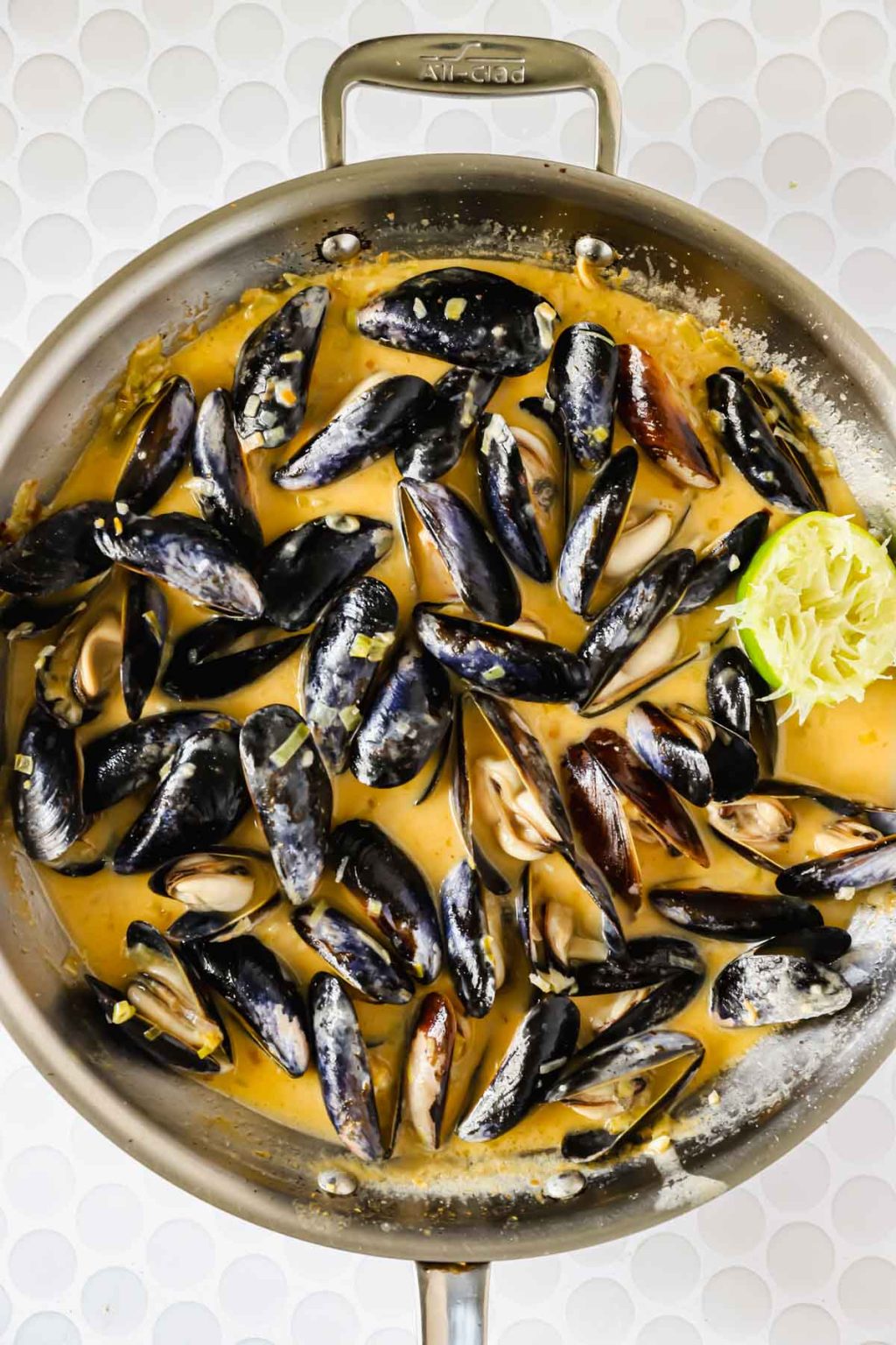 Easy Coconut Curry Mussels - Lena's Kitchen