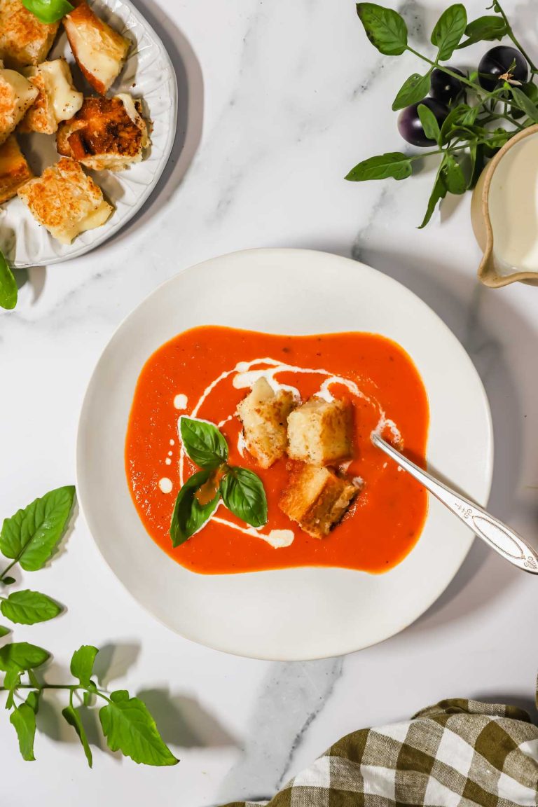 Easy Roasted Red Pepper And Tomato Soup - Lena's Kitchen