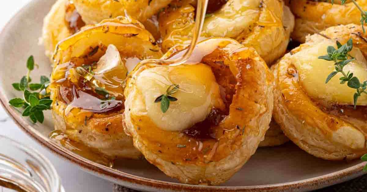 Easy Puff Pastry Brie Bites - Lena's Kitchen