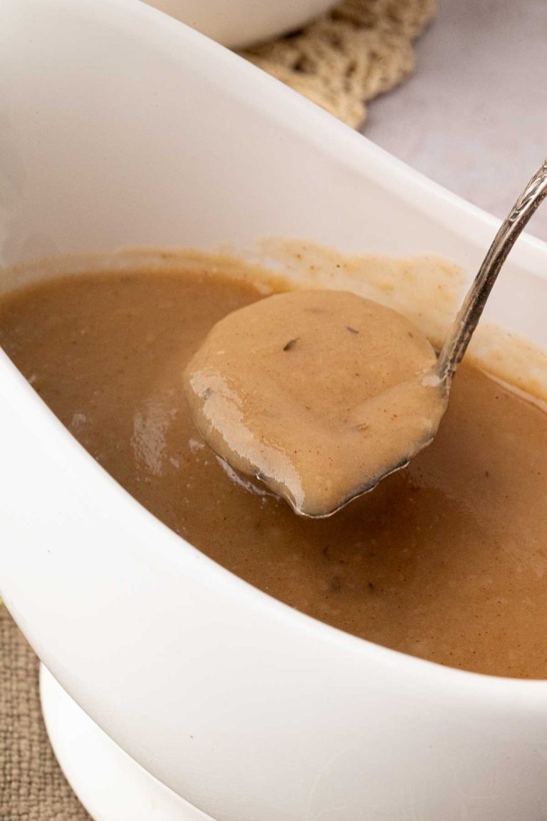 Thanksgiving Gravy - Lena's Kitchen